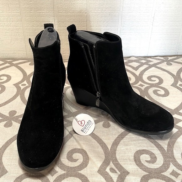 Blondo | Shoes | Nwt Blondo Black Suede Wedge Boot Waterproof | Poshmark